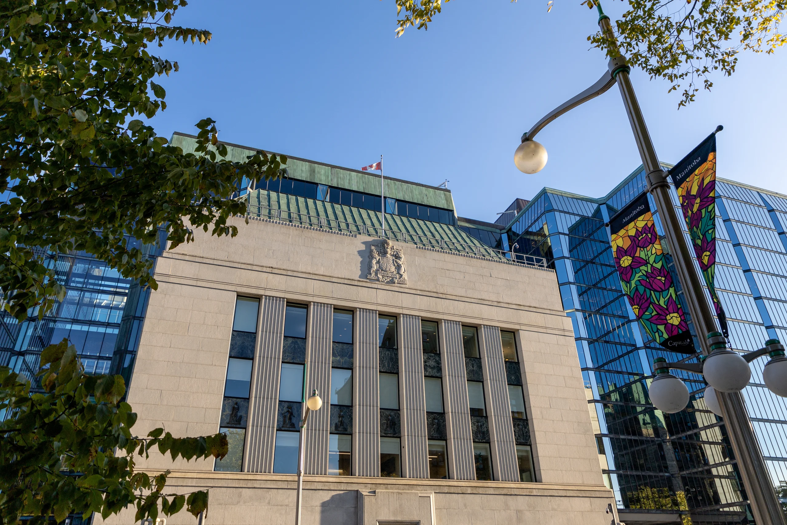 Canadian 5-Year Bond Yield Closes at 3.22% After BoC Pause as Big-Bank ...